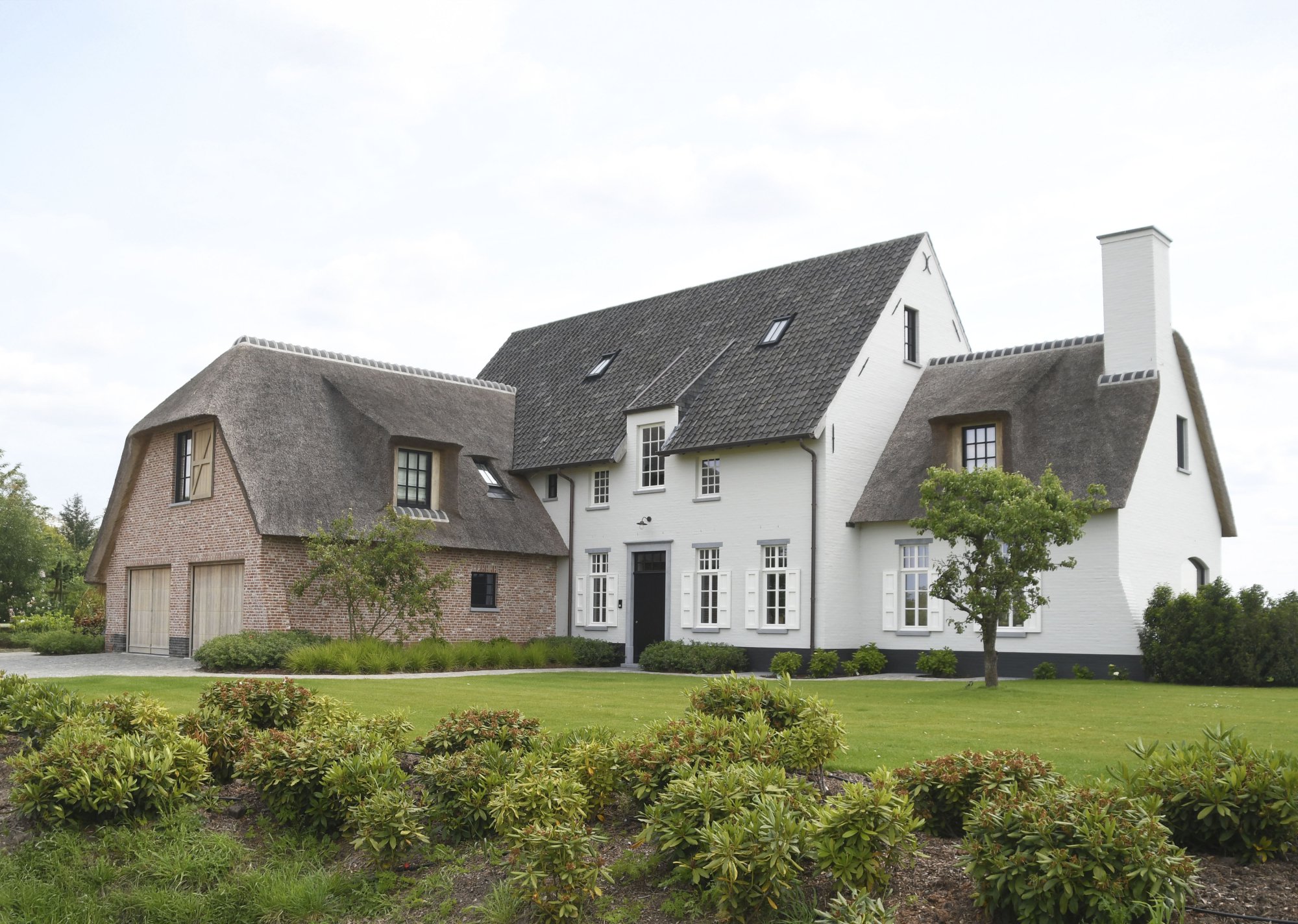 O-U | United Experts Group